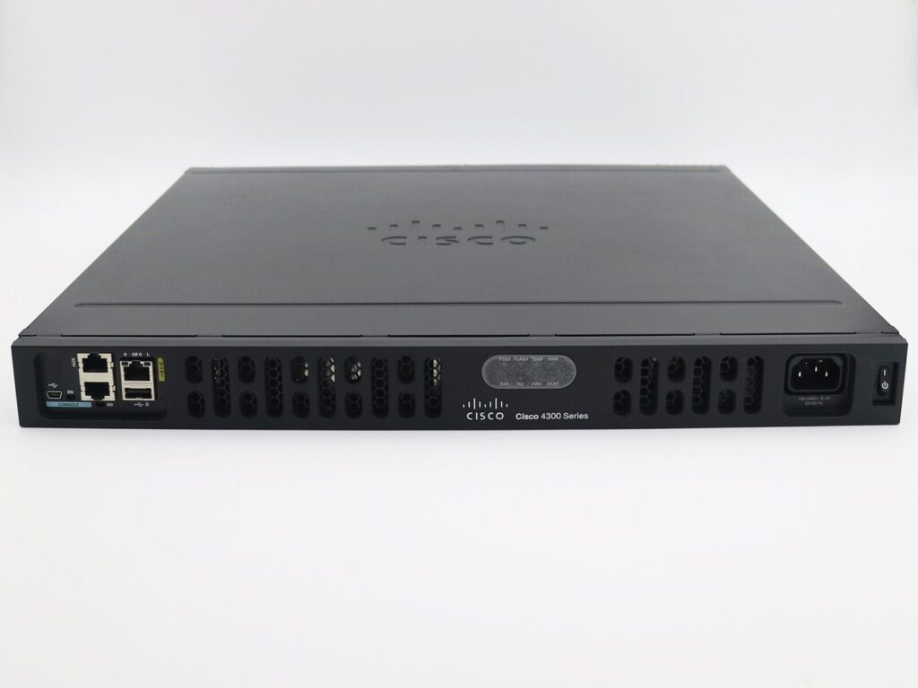 Cisco ISR4331-AX/K9 V04 500W-PoE-PSU Licens:Appx IPBase Security, No ...
