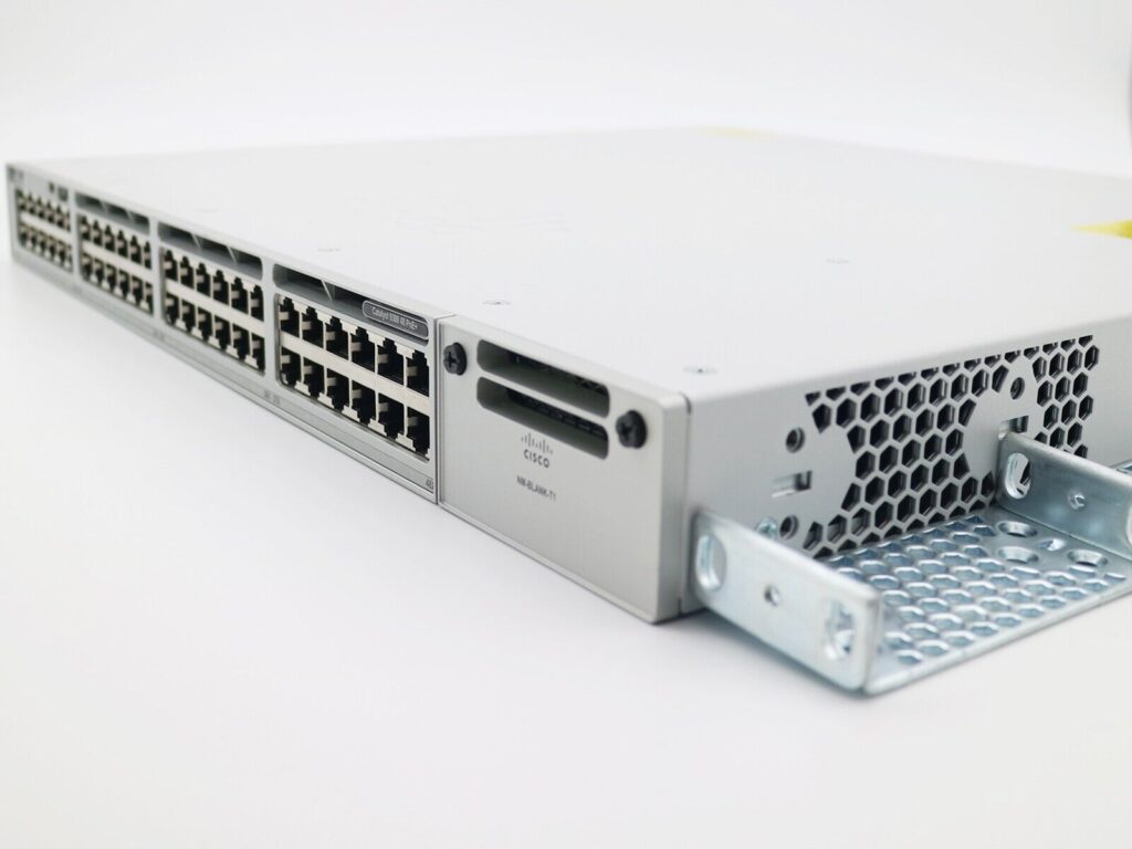 Cisco C9300-48P-E Network Essential Catalyst 9300 48xGigE PoE+ - ePanda ...